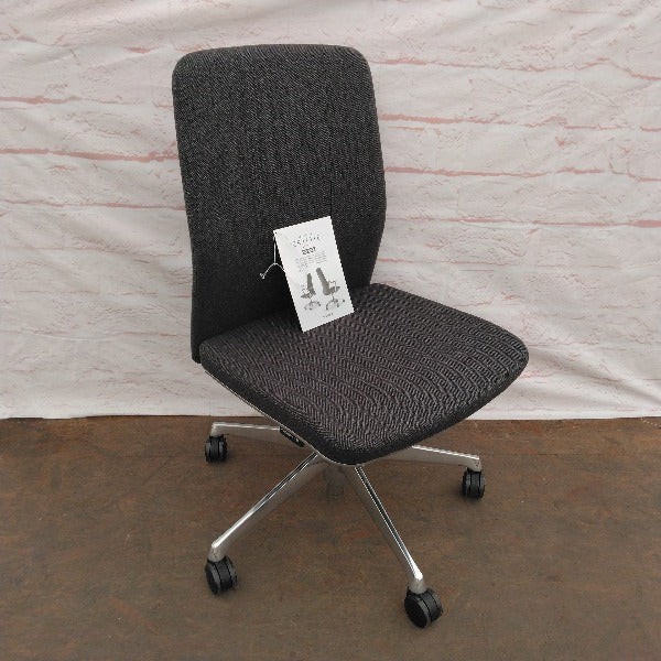 1137304_S-used-Sランク【送料無料】 | Kaggマルシェ オカムラ・CRAFTIE(中古)通販 - Kagg.jp